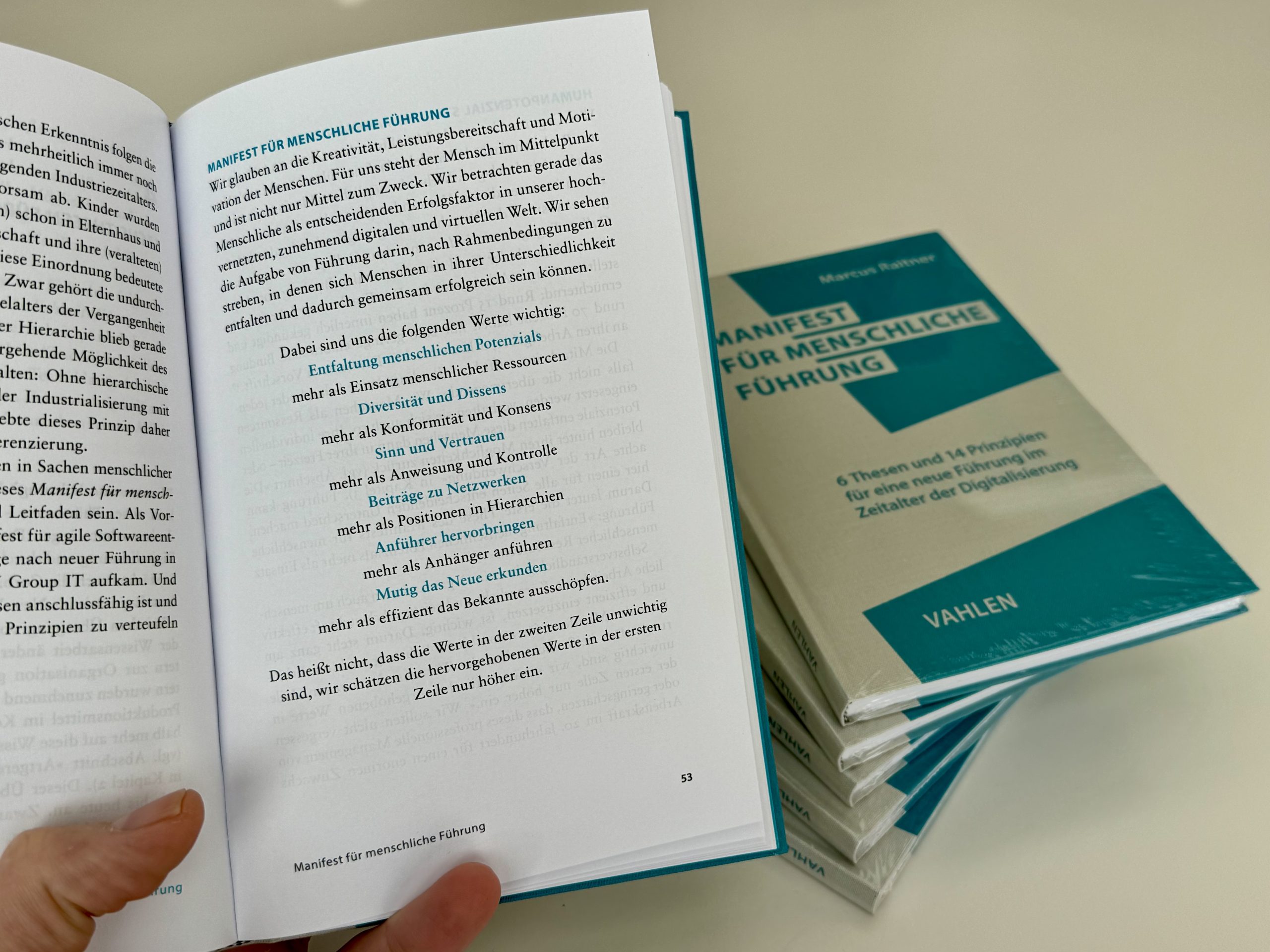 Manifesto for Humane Leadership - Marcus Raitner